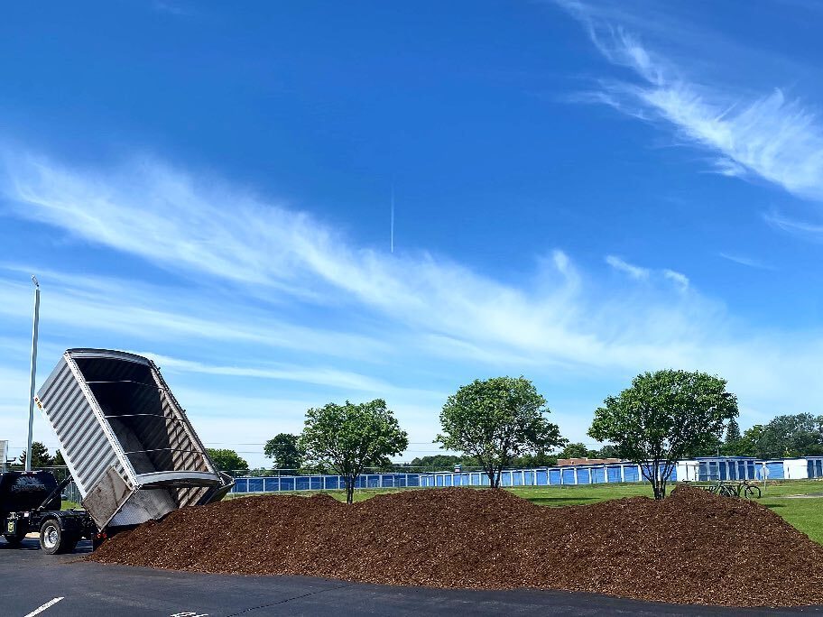 Lumberjacks – Firewood, Mulch and Cooking Wood in Chicago